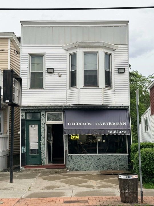 Chico's Caribbean Garden restaurant opens in Albany