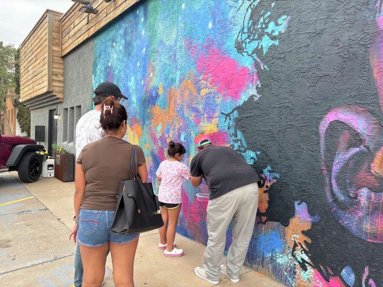 Midland’s Rope Youth opens new courtyard, unveils community mural