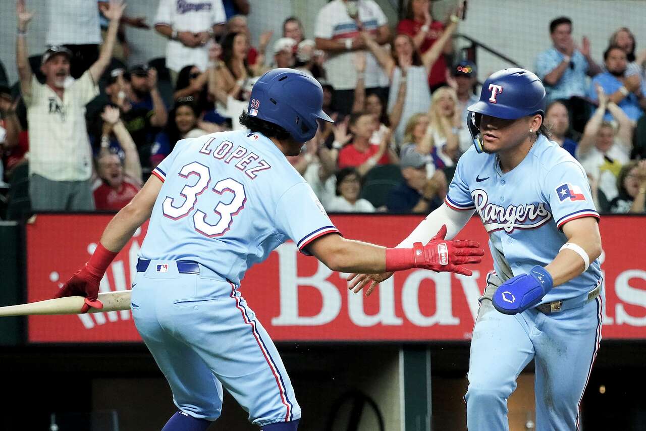 Texas Rangers place Michael Helman on 10-day IL, call up Alejandro Osuna