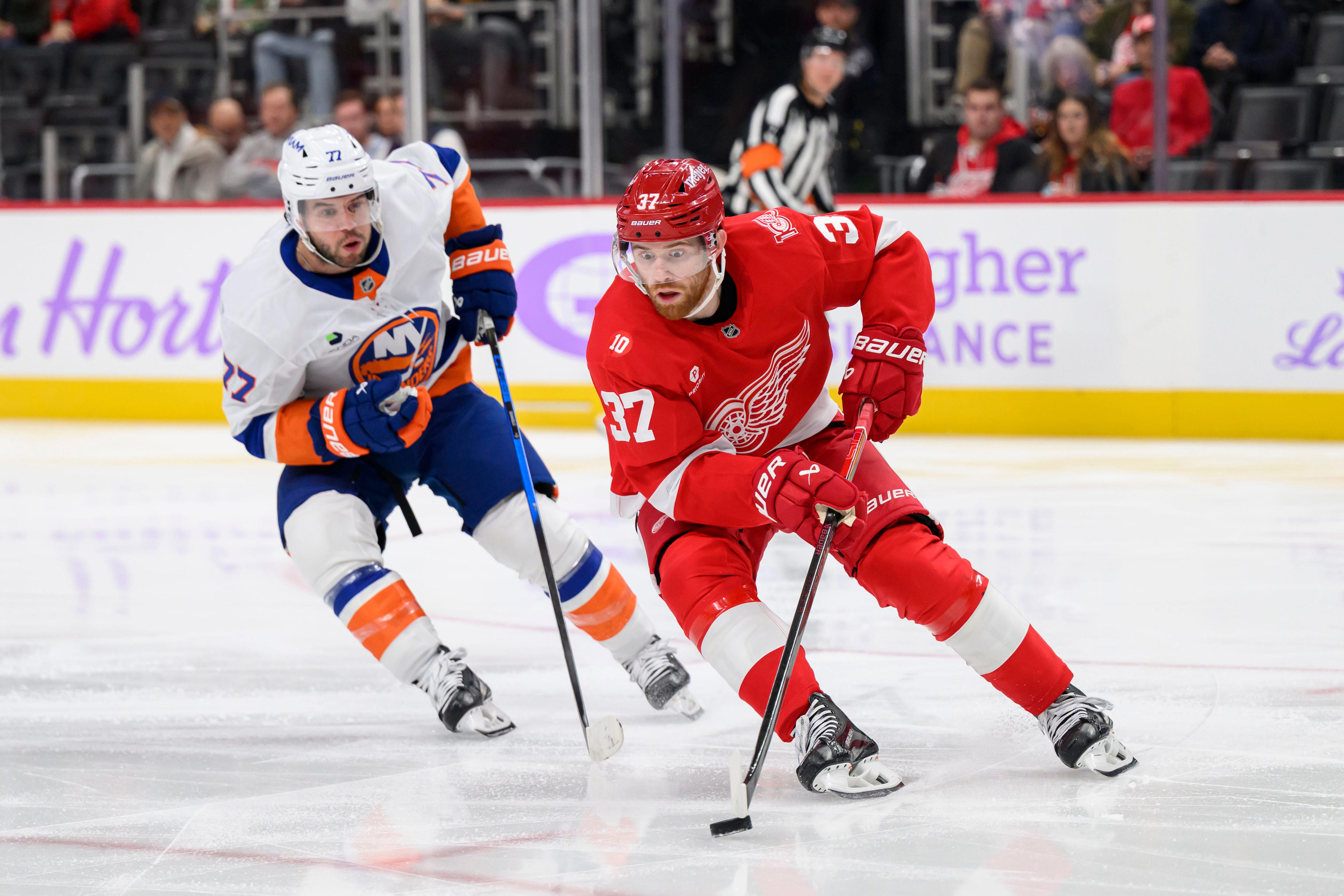 JT Compher's sister signs three-year deal with PWHL Detroit