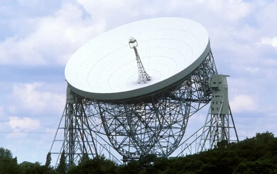 Astronomers trace decades-old space signal to 'vampire star' duo