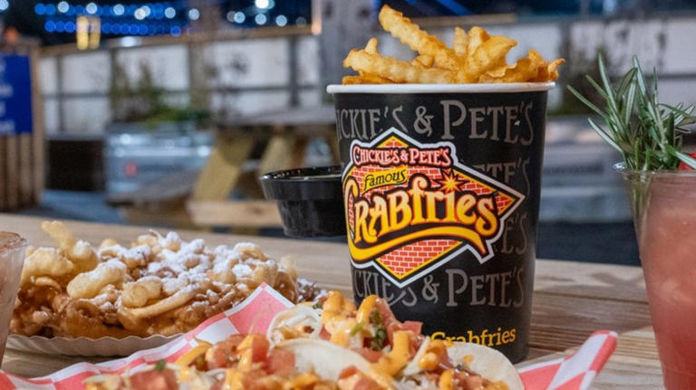 Do Pennsylvania's iconic crabfries actually contain seafood?