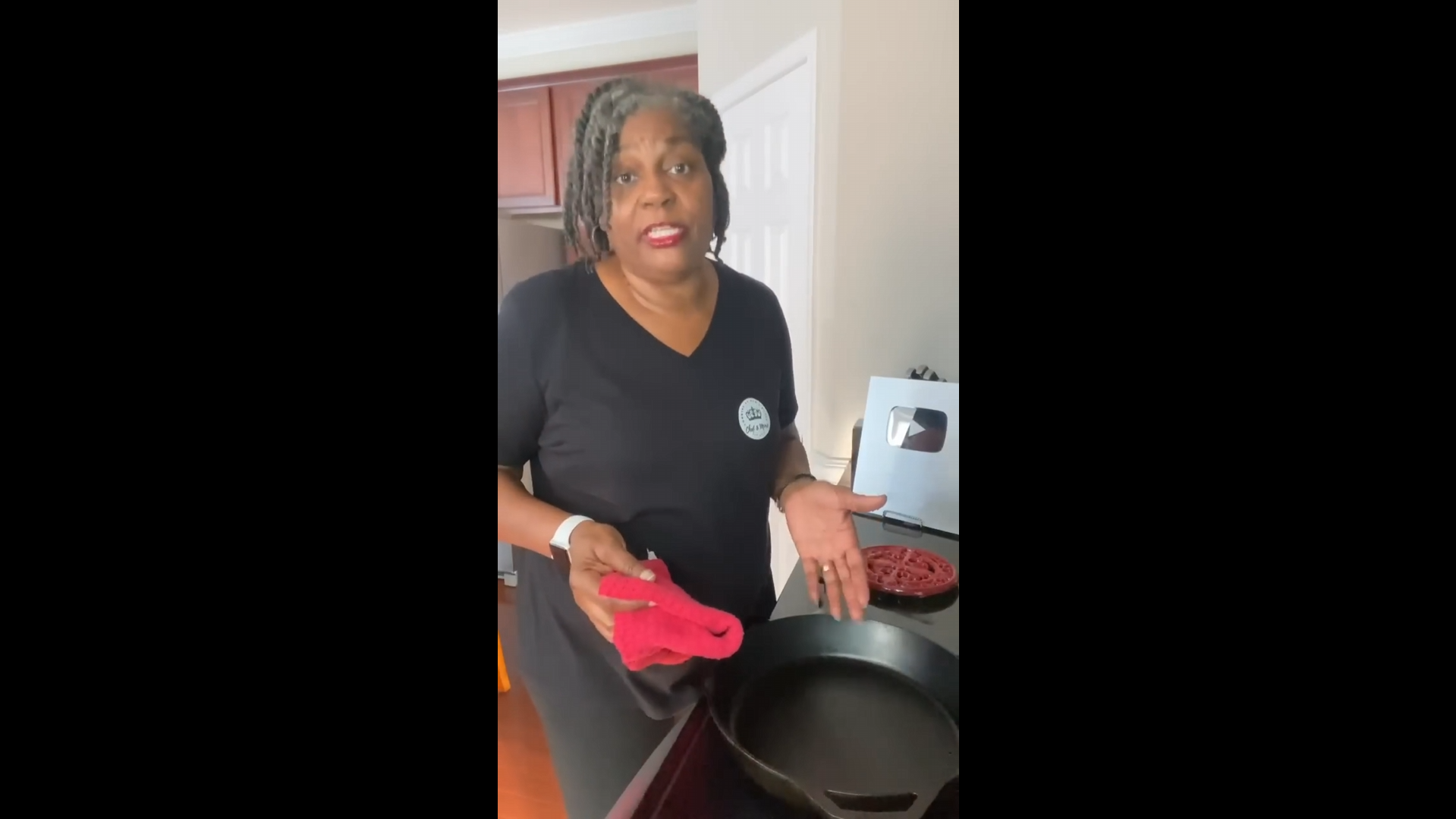 Master cooking with a cast iron skillet