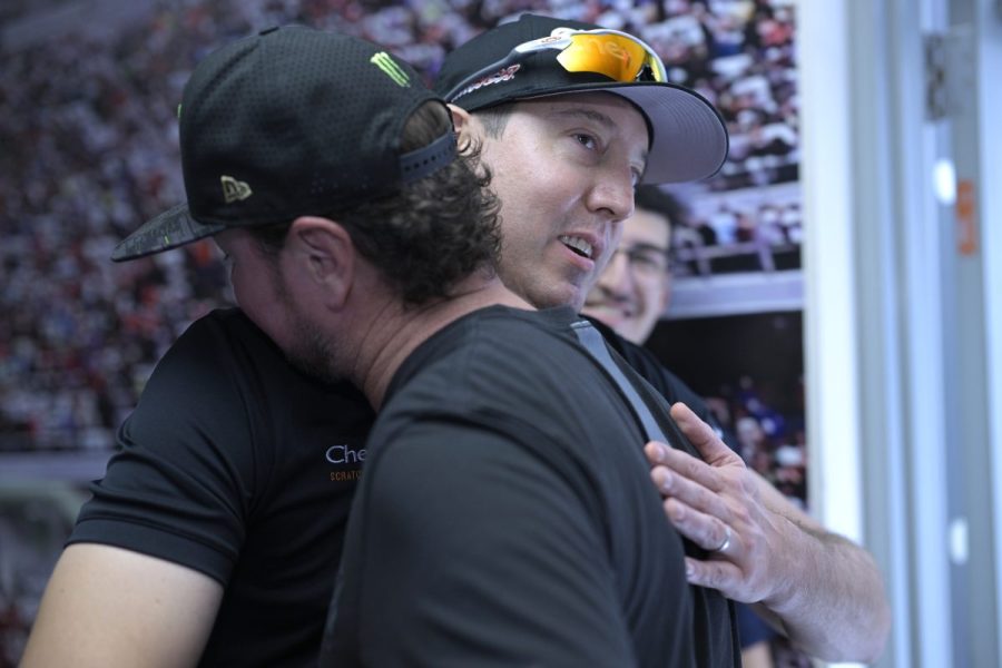 Kurt Busch shares message of mourning after death of Kyle Busch: 'Rest ...