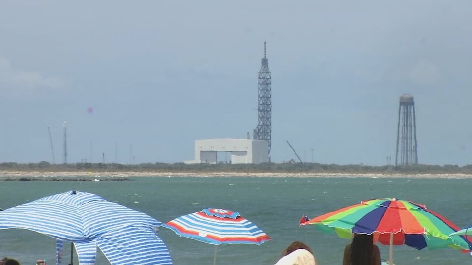 Blue Origin moves New Glenn rocket stages from launch complex as ...