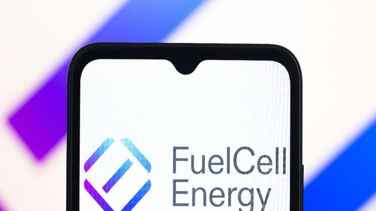 Why is FCEL stock plunging hard today?