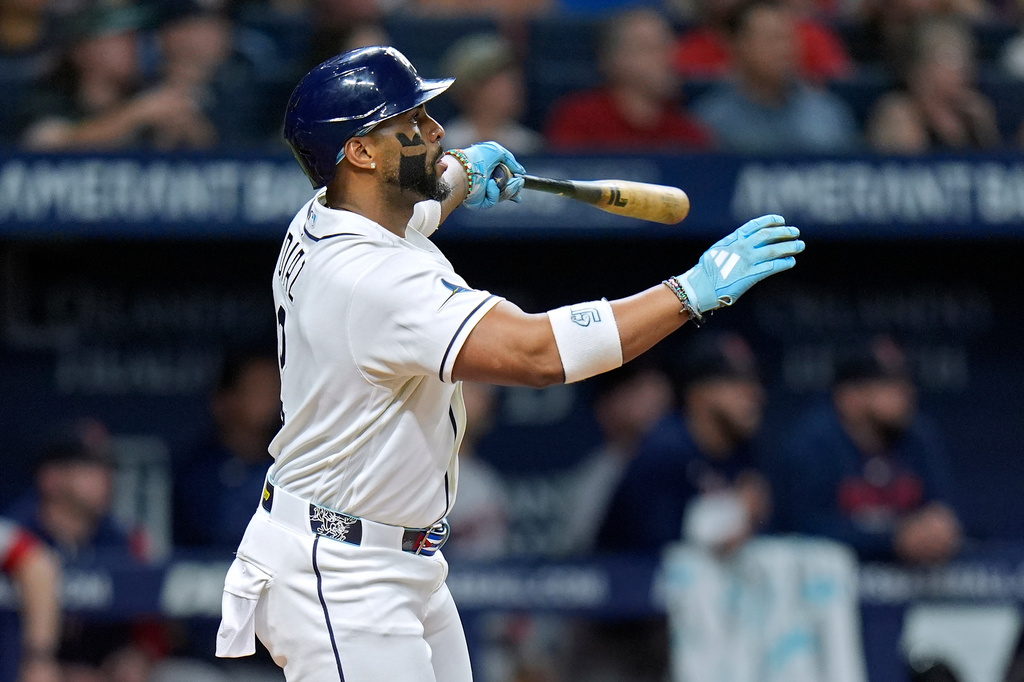 Díaz hits leadoff homer and Aranda delivers go-ahead single to lift ...