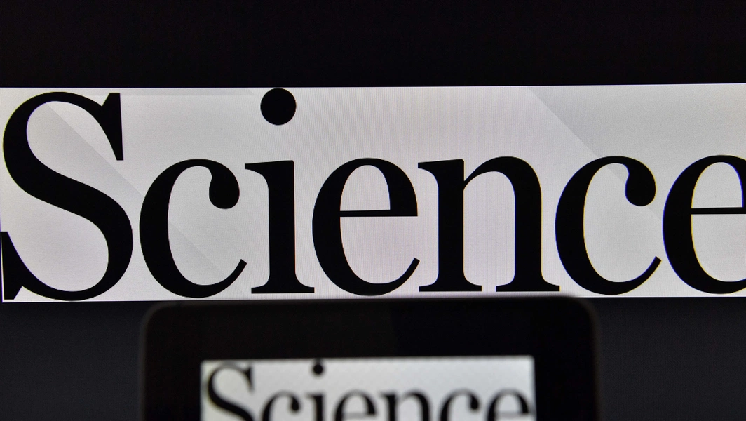 8 scientific papers credited to fake authors