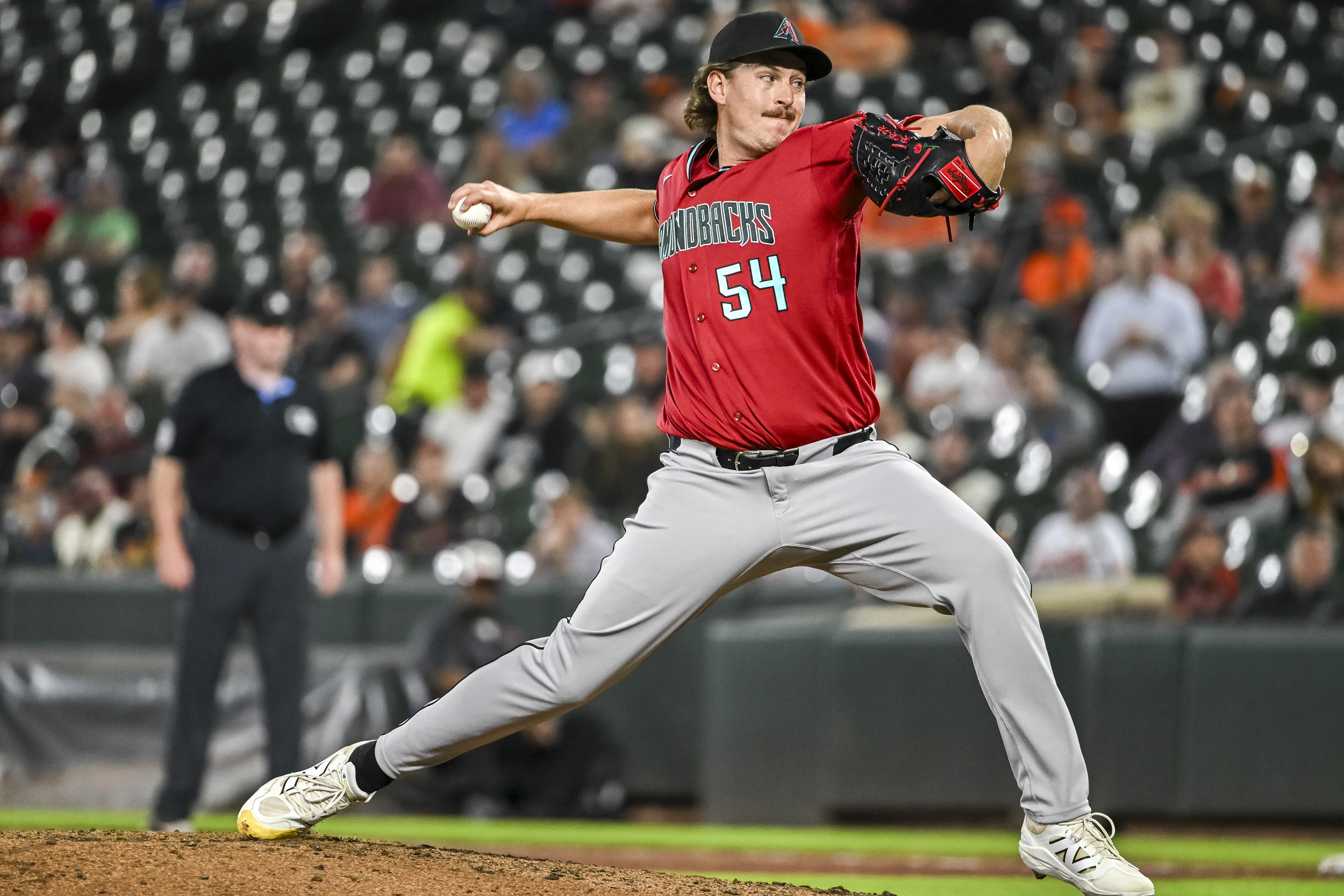 D-Backs trade Taylor Rashi to Twins
