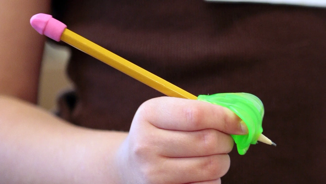 Educators warn poor pencil grip is rising among young kids
