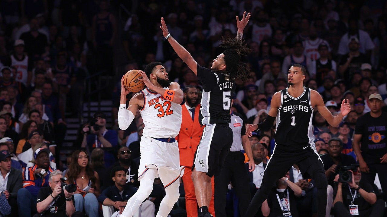 Knicks star Karl-Anthony Towns rejects Mike Brown's officiating ...