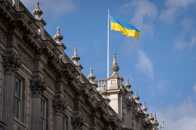 Volodymyr Zelenskyy calls on reform councils to fly Ukraine flag again