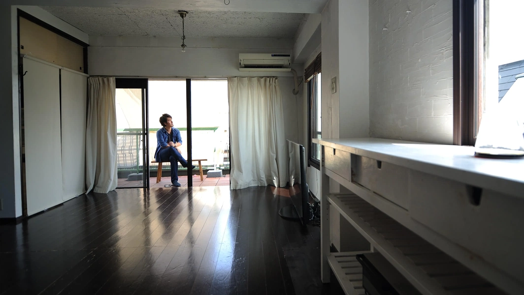 The evolution and impact of minimalist living