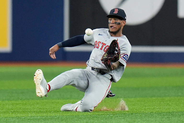 Díaz hits leadoff homer and Aranda delivers go-ahead single to lift ...