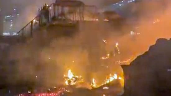 8 killed as molten steel spills on workers after Visakhapatnam plant blast