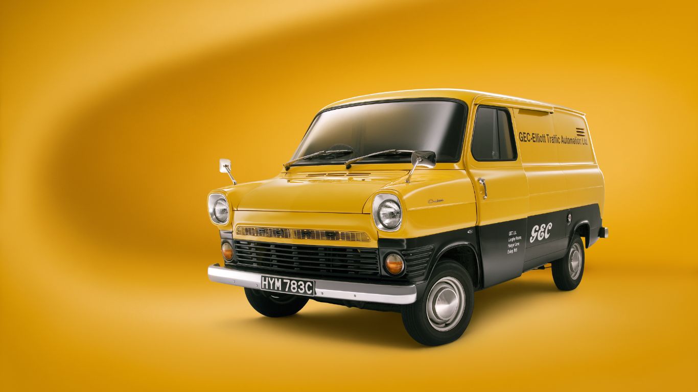 These retro Ford Transit photos are van-tastic
