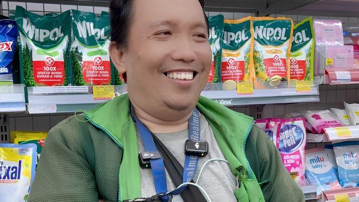 Driver ojol ini lari-lari bahagia belanja sembako gratis 2 menit dari ...