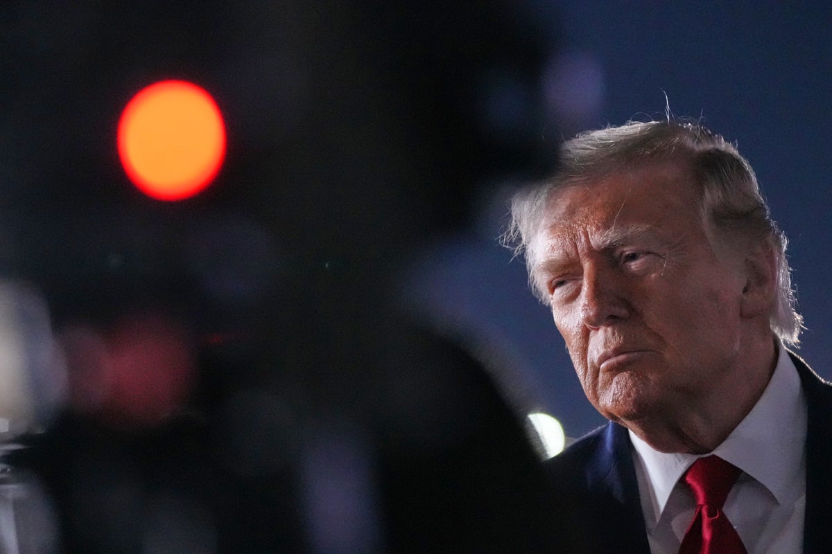 Trump dice que los pilotos están bien tras choque de helicóptero de ...