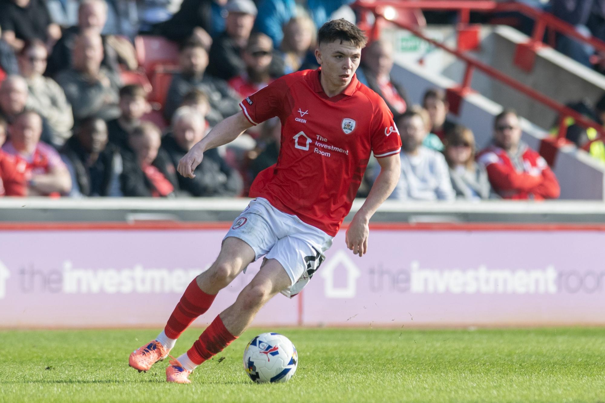 Barnsley FC midfielder Patrick Kelly praised for 'brilliant year' after ...