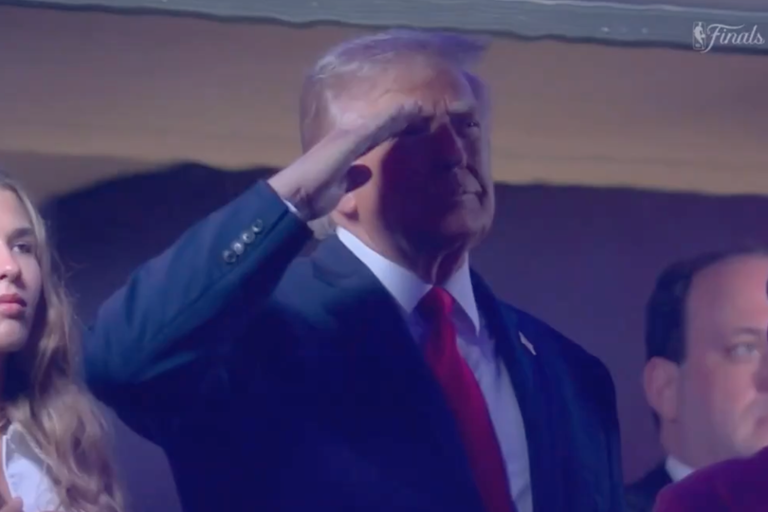 Knicks lose in NBA Finals nail-biter after Donald Trump fiasco during ...
