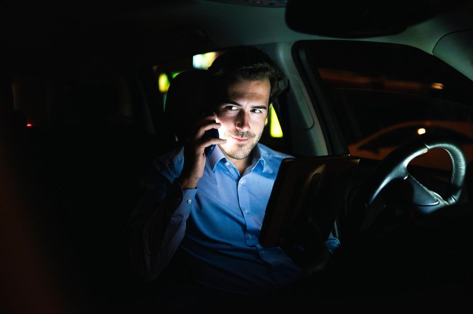 Telefon-Betrüger: „Silent Calls“: Was es heißt, wenn es am anderen Ende ...