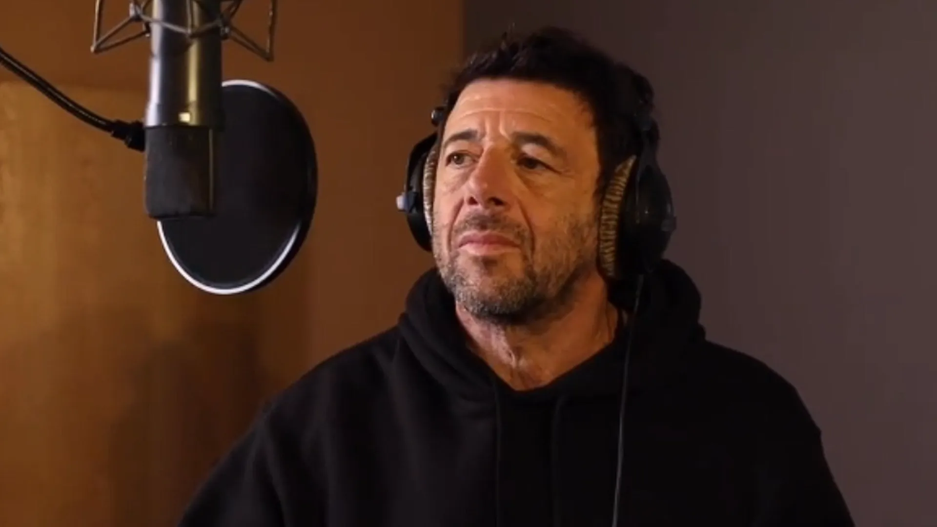 Nieuwe wending in zaak Patrick Bruel: aantal aanklachten loopt verder op