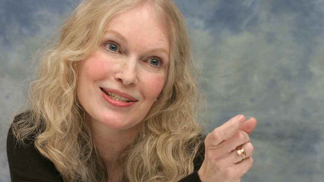 15 roles showcasing Mia Farrow’s vulnerability