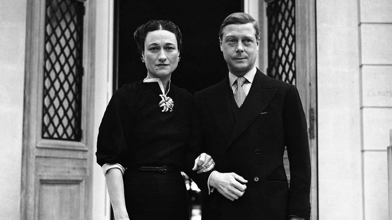 Wallis Simpson's French Riviera suite is a study in vibrant Art Deco ...