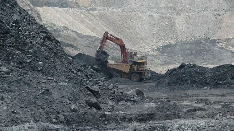 Swadeshi coal to rescue! How Jindal Steel, Ultratech are meeting their ...