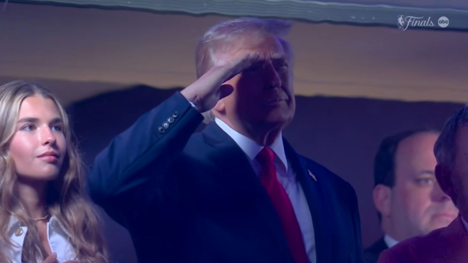 Trump wygwizdany na finale NBA. Kamery pokazały jego twarz i się zaczęło