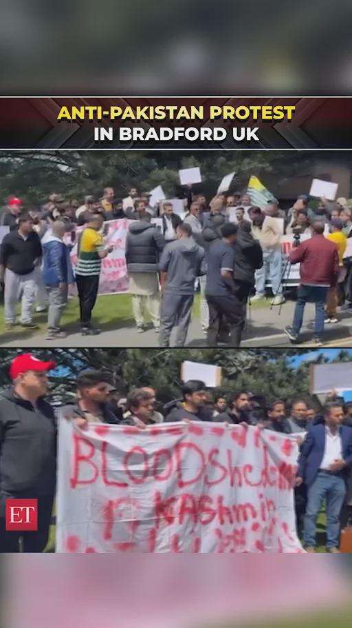 Anti-Pakistan protest held outside Pakistani consulate in UK's Bradford