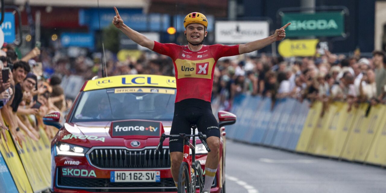Jury Tour Auvergne deelt gele kaart uit aan ritwinnaar Anthon Charmig