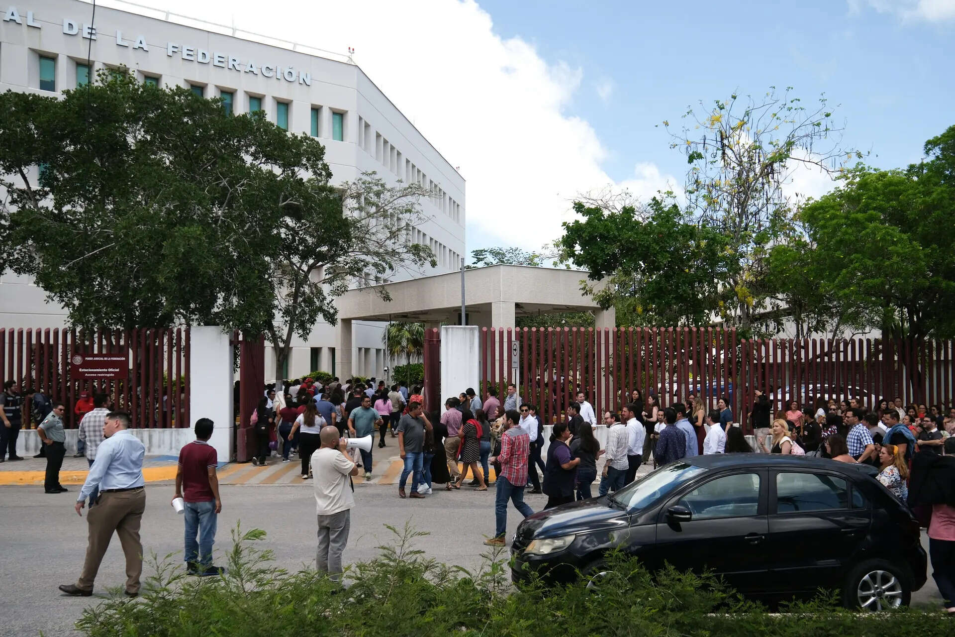 Powerful 6.1 magnitude earthquake strikes off Cuba, tremors reach ...