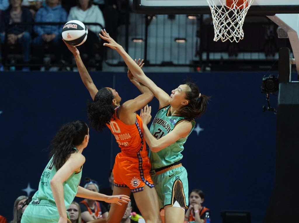 Liberty give uninspiring performance in not-so-easy win over last-place Sun