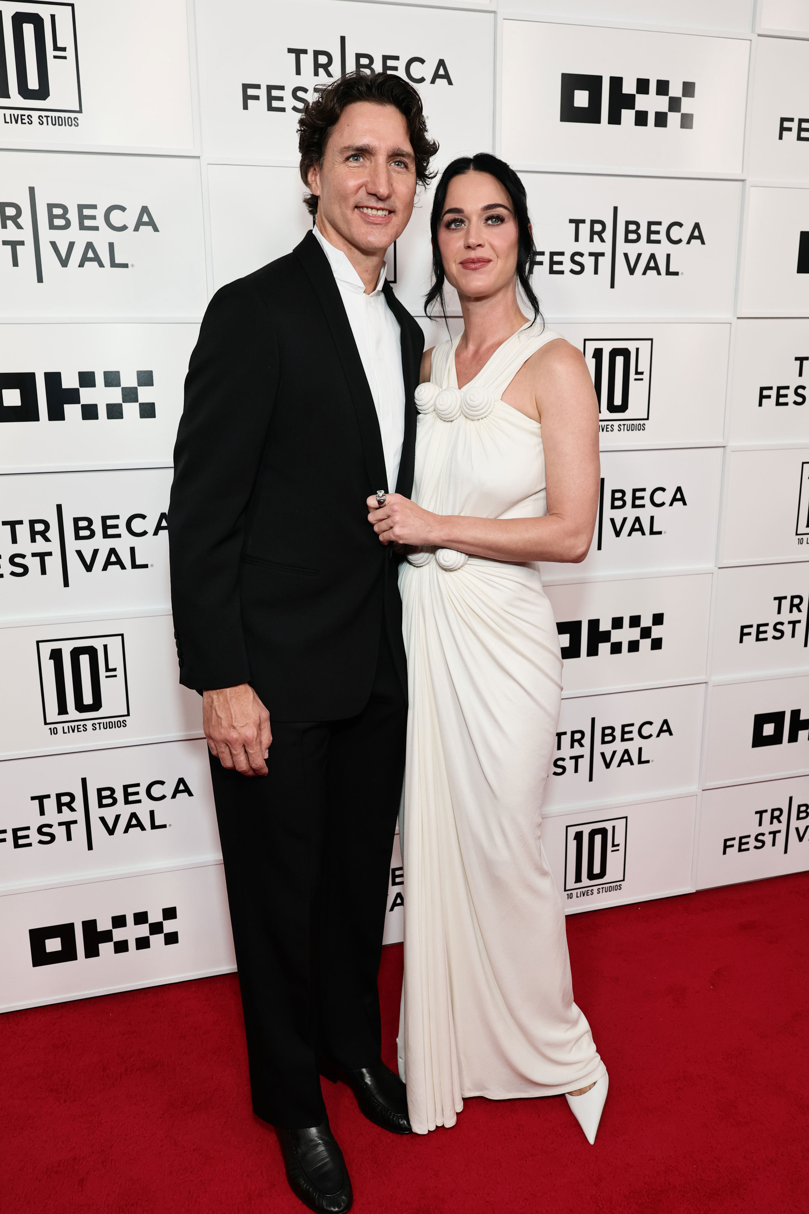 Katy Perry and Justin Trudeau make their relationship red-carpet official