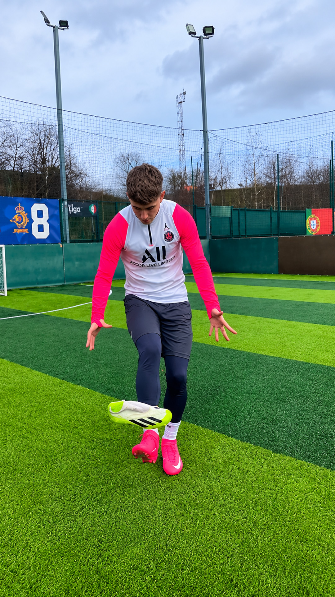 Juggling challenge without using a ball
