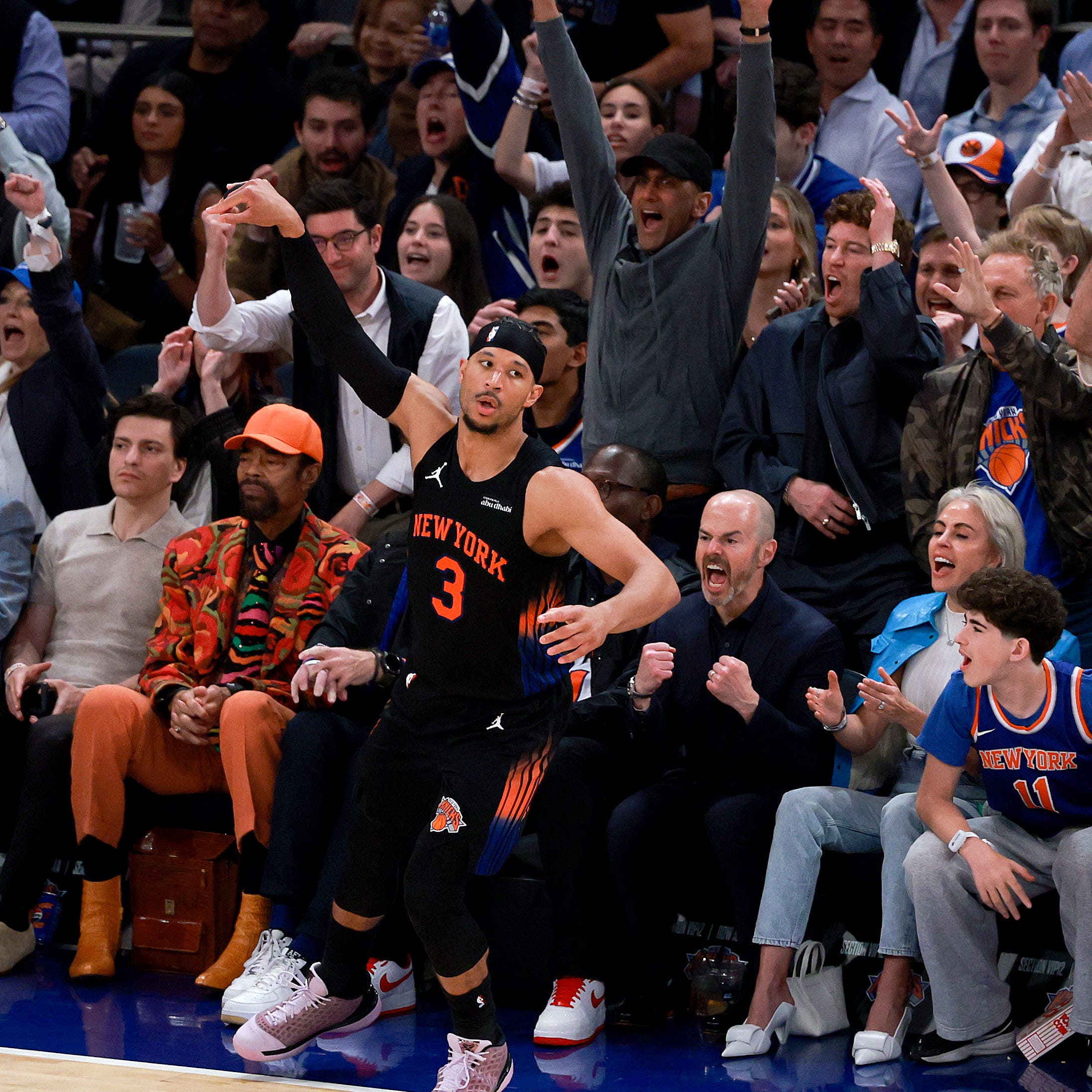 Spurs stun Knicks, setting stage for biggest MSG game in 50 years