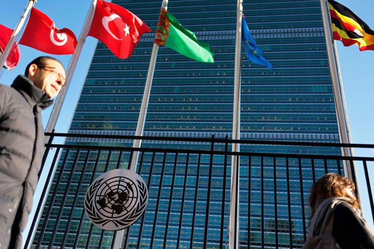 Security Council officials condemn attacks on civilians at emergency UN ...