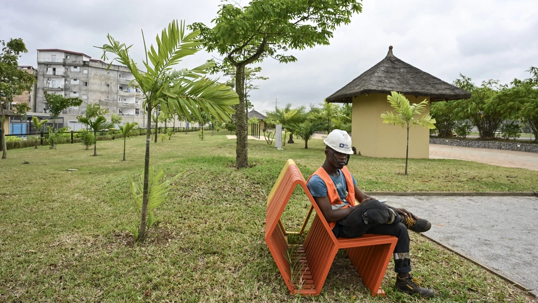 11 remarkable transformations of abandoned sites