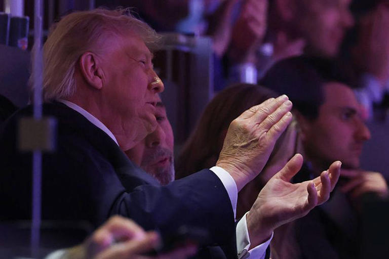 Donald Trump appears to fall asleep at NBA Finals after Knicks fans ...