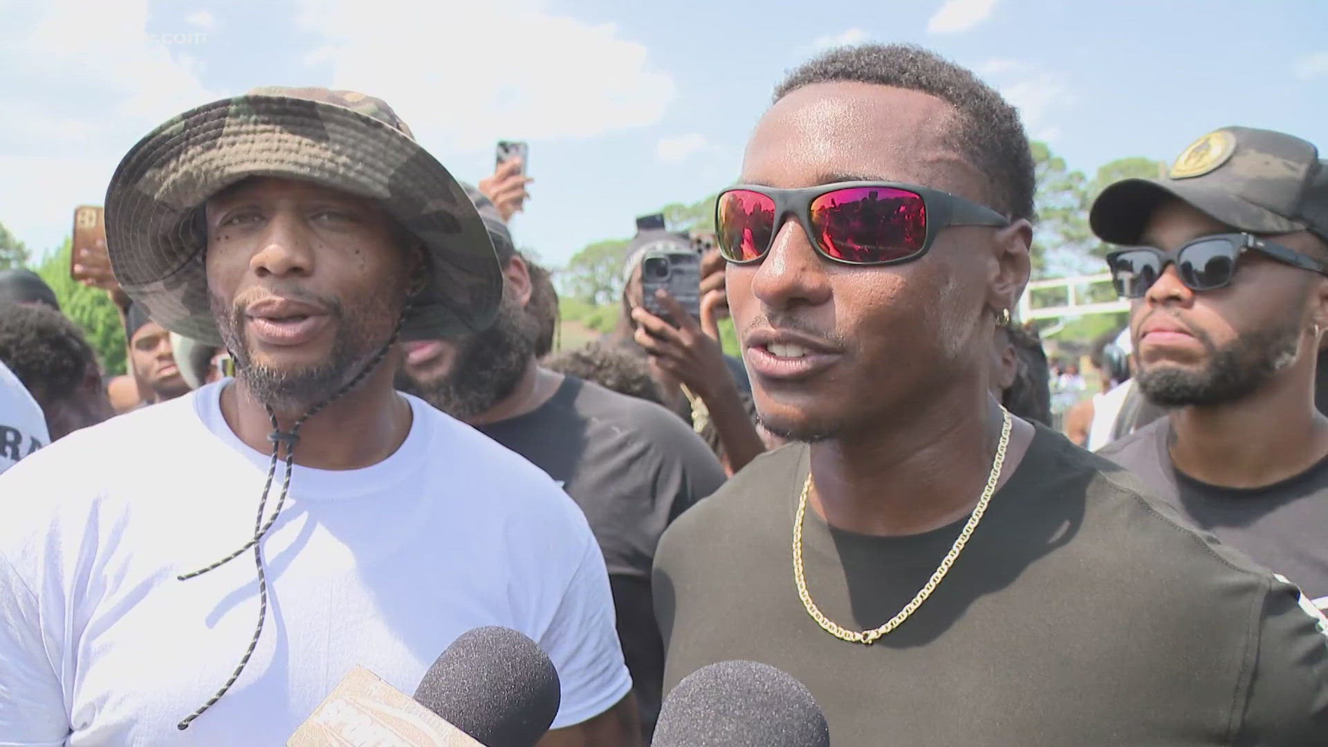 Deestroying praises local quarterback at Hampton 1-on-1 football event