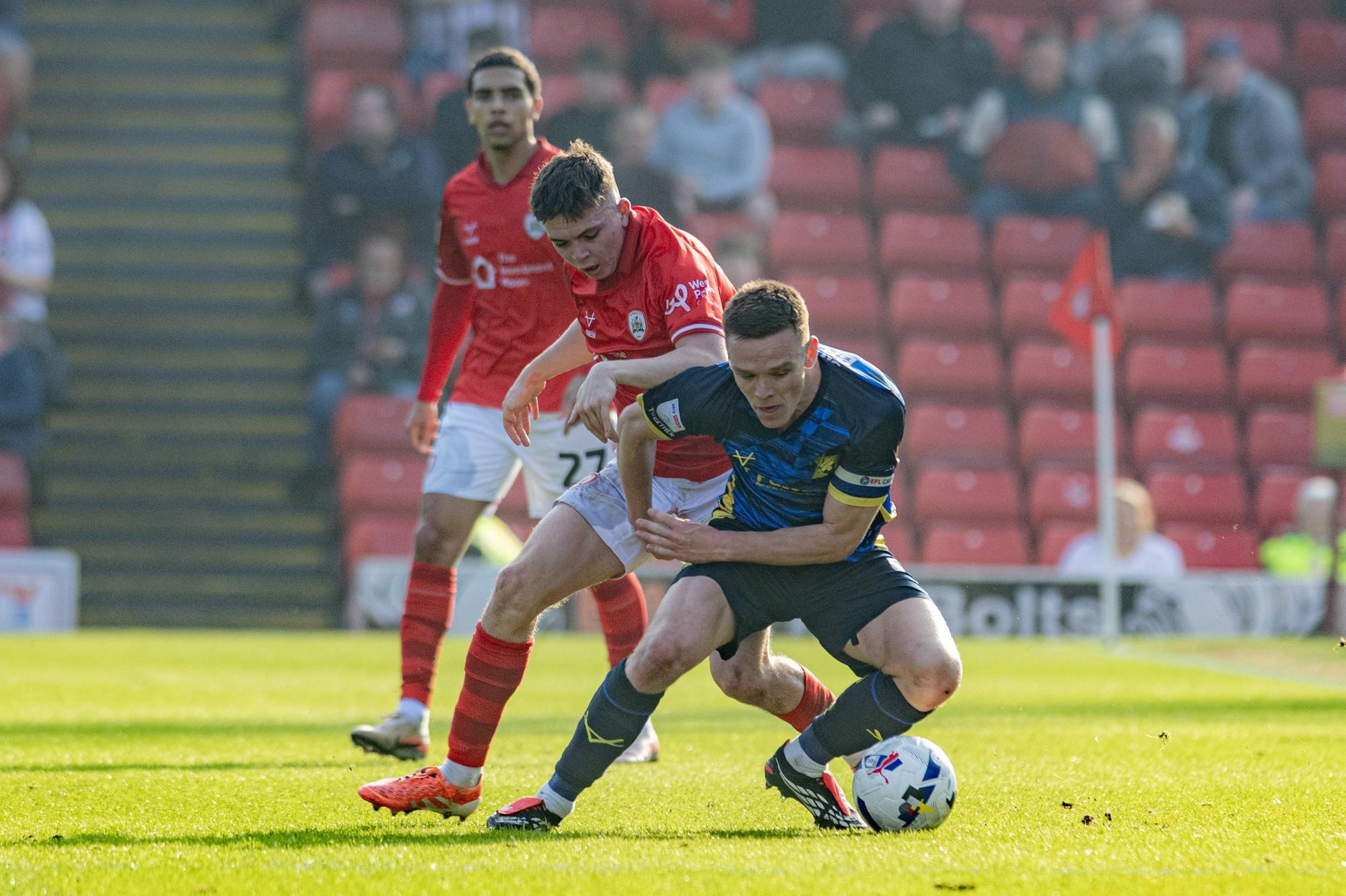 Barnsley FC midfielder Patrick Kelly praised for 'brilliant year' after ...