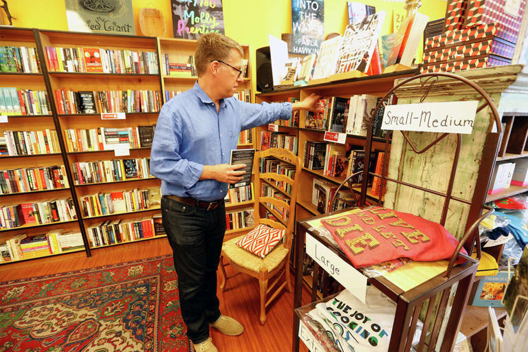 'She was lovely': Zendaya bought a haul of books from Rakestraw in Danville