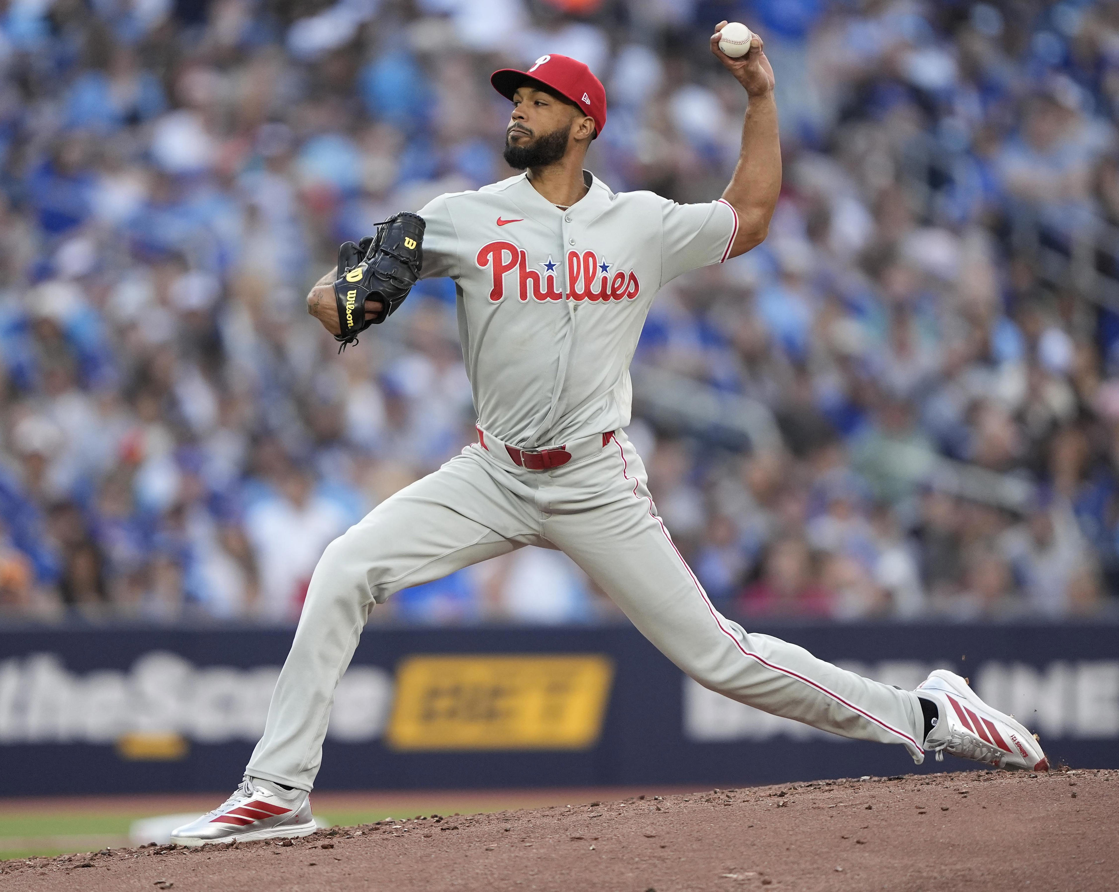 Southpaw dominates north of the border: Phillies 5, Blue Jays 2