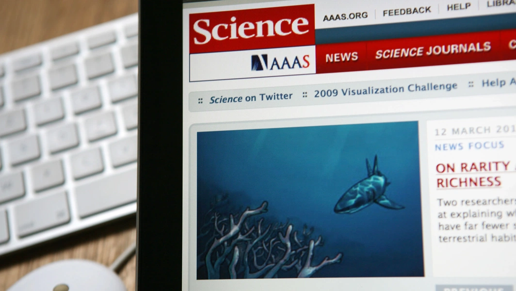 8 scientific papers credited to fake authors