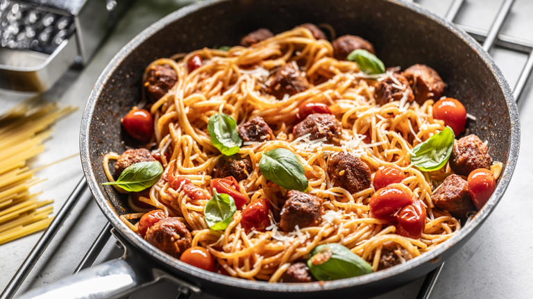 What's the difference between Greek and Italian seasoning?