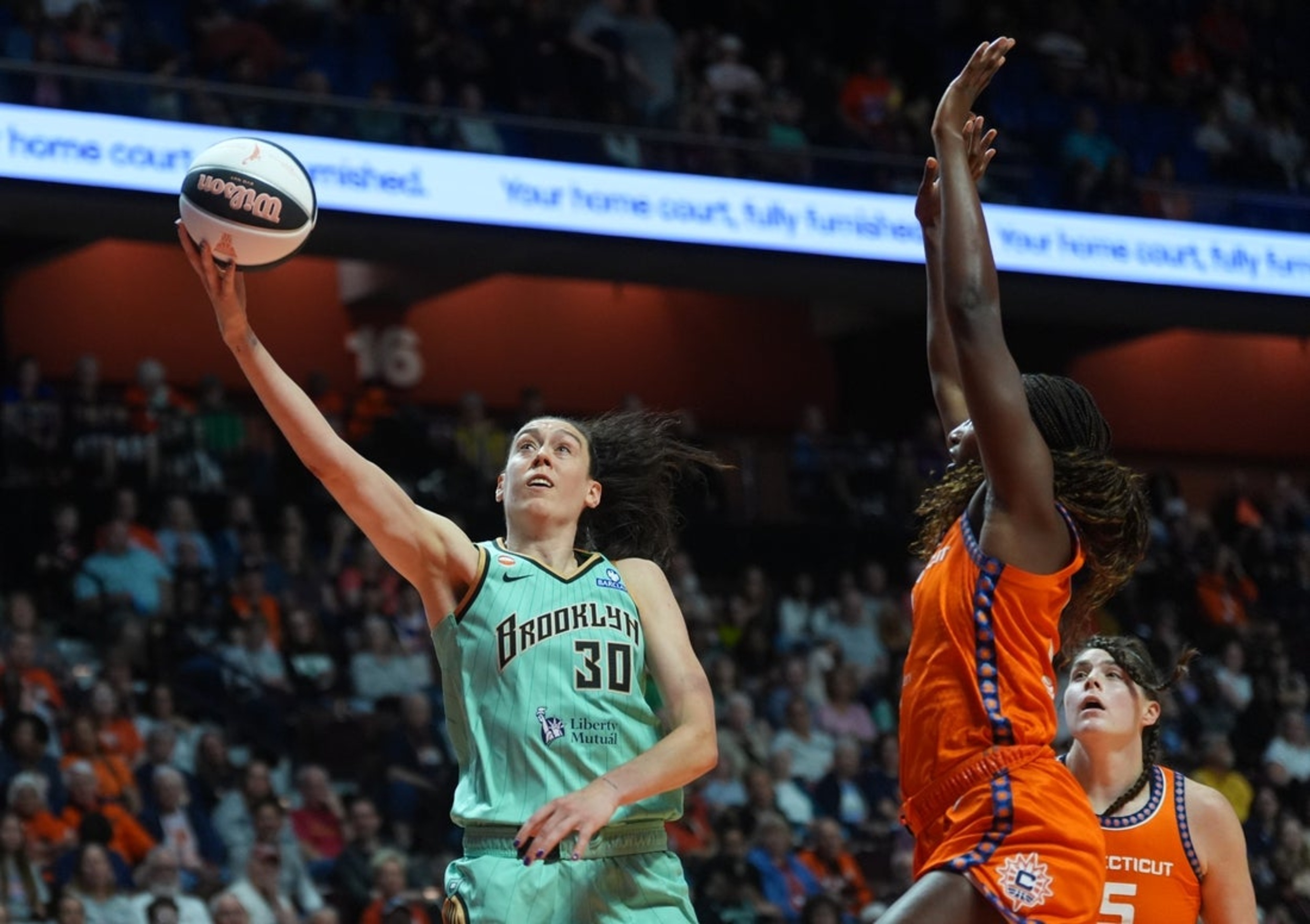 Brenna Stewart (30), Liberty sink Sun for fifth straight win