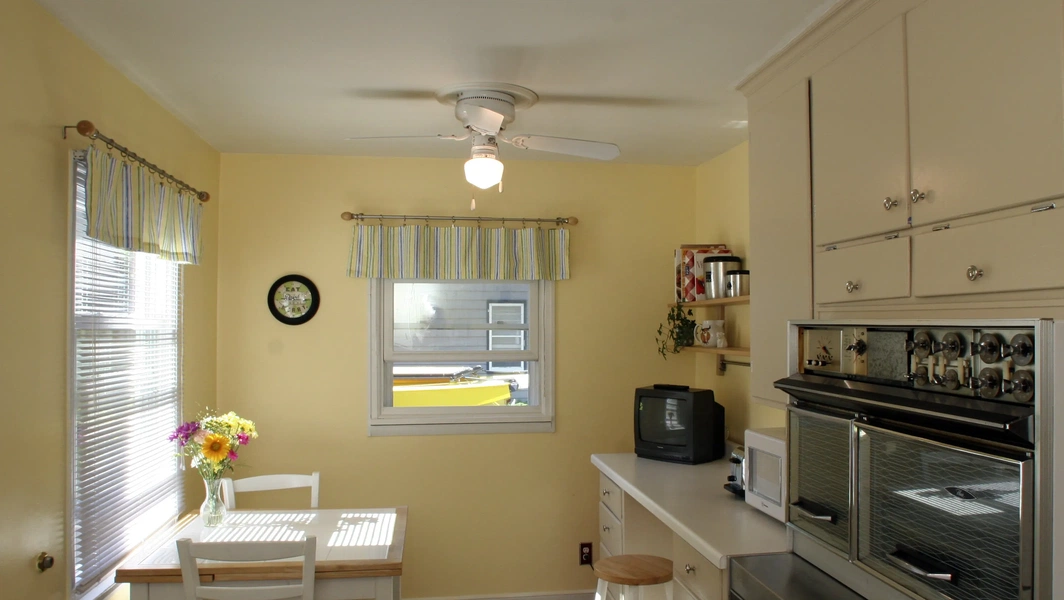 10 best kitchen paint colors by room direction