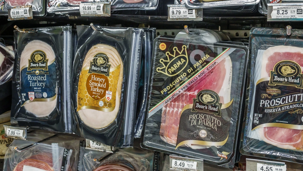 14 grocery items experts recommend avoiding