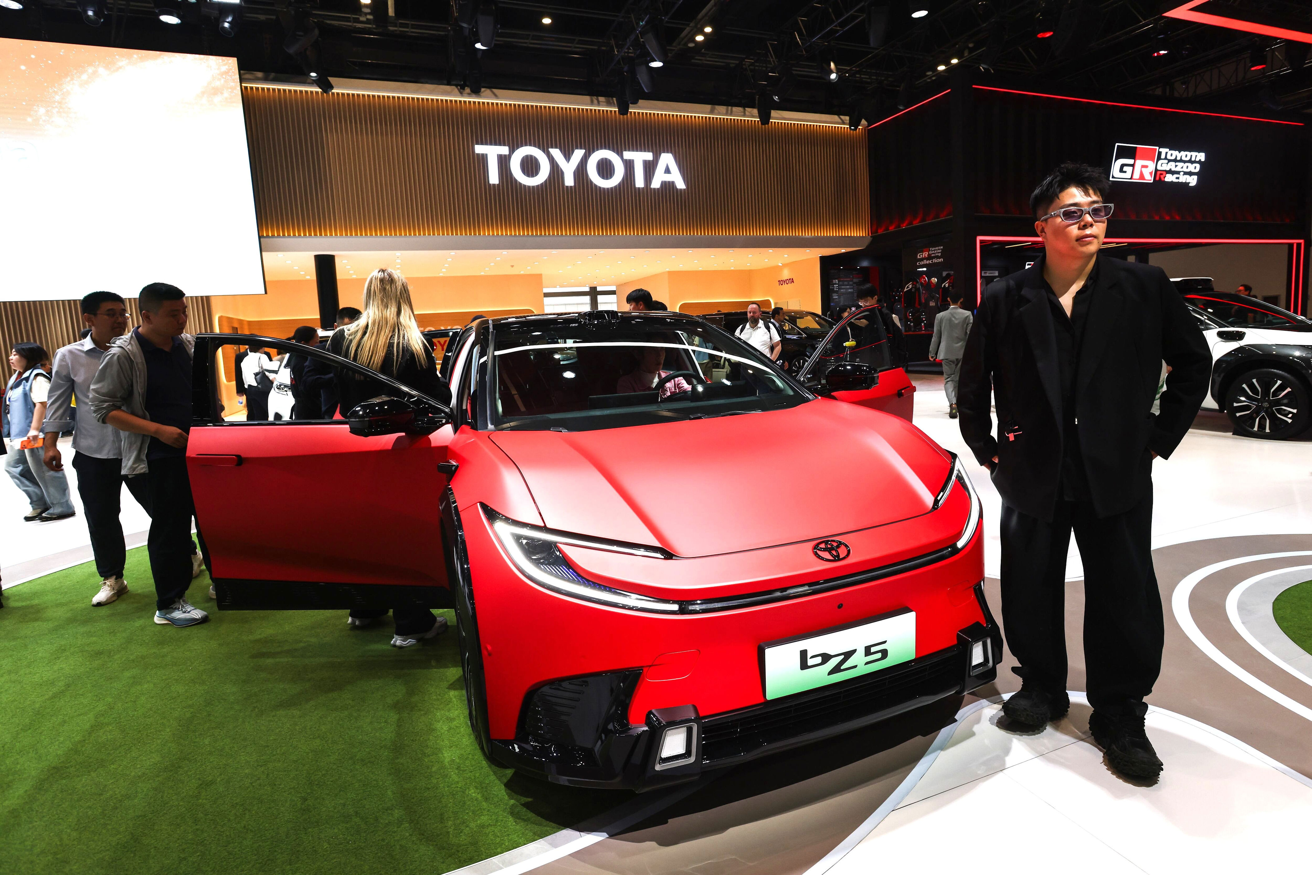 Chairman Chung's vision drives Hyundai to global top 5